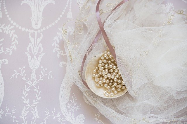 How to Clean Pearls | cleanerwiki